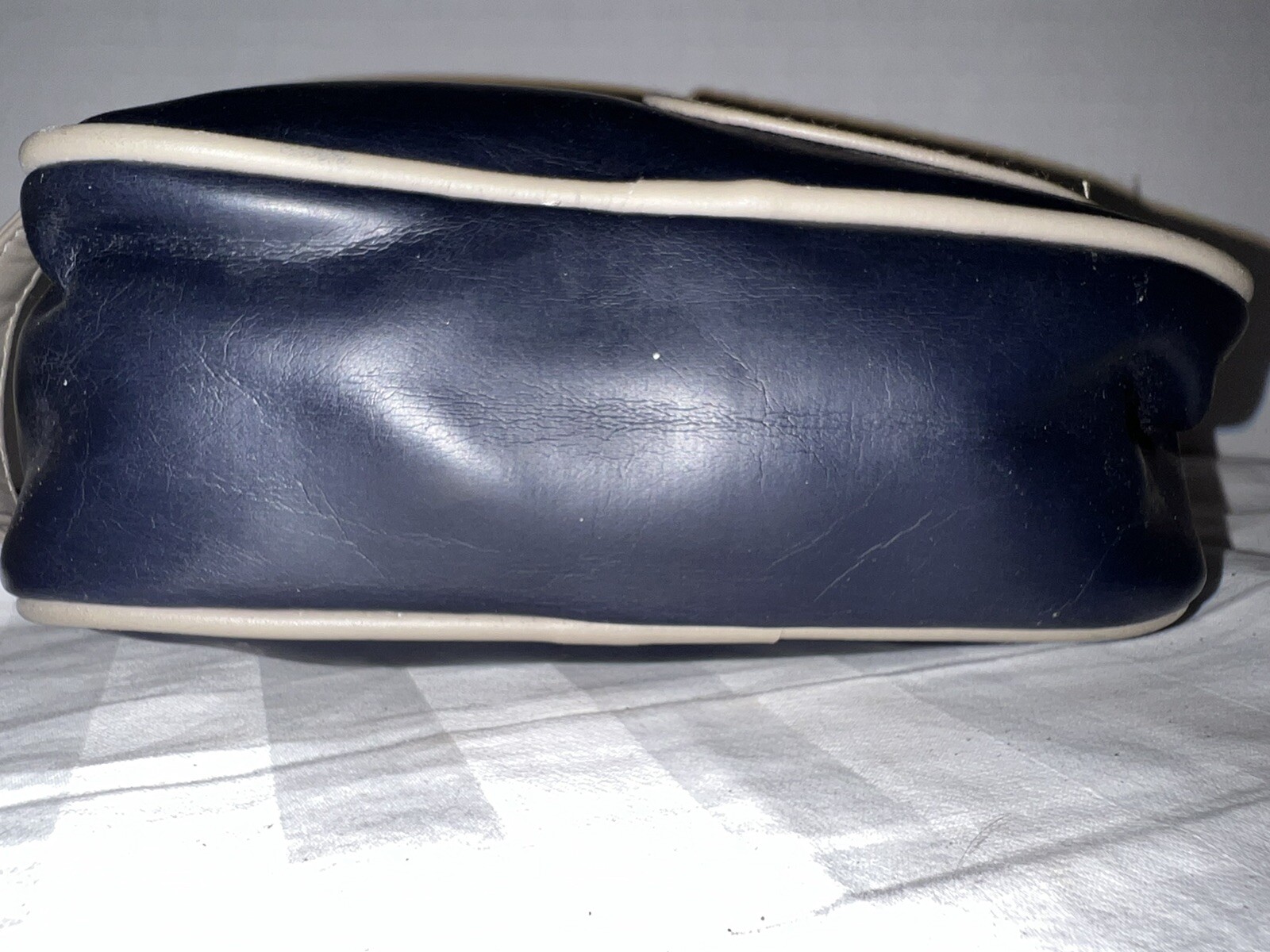 Delta Airlines Vintage First Class Amenities Toiletries Travel Kit Bag ...