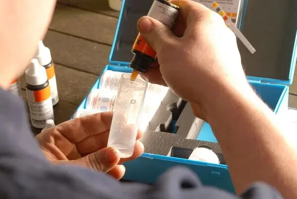 FERNOX WATER ANALYSIS TEST KIT 38983 CENTRAL HEATING SYSTEM - BNIB ...