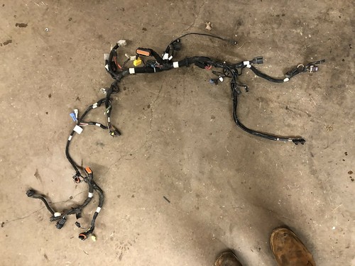 Polaris 600 Rush Pro R 800 Switchback Indy RMK 11 12 Main Engine Wiring ...