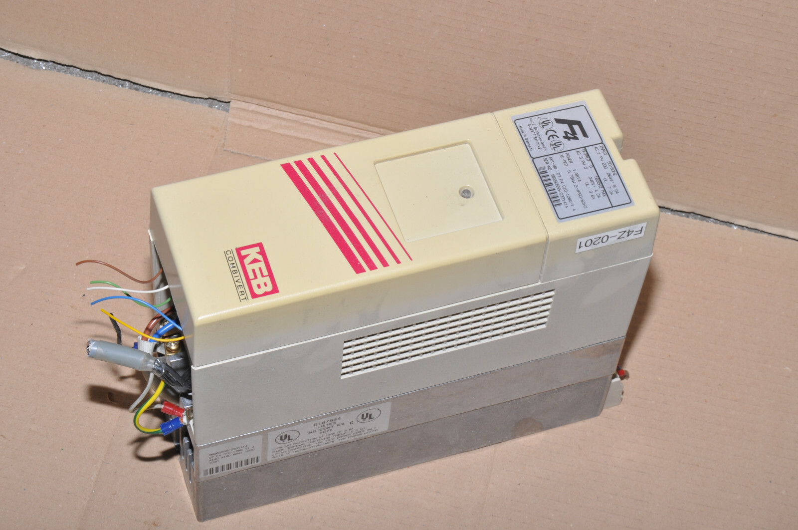 KEB F4 Frequenzumrichter 07.F4.C1D-1280/1,4 0,75Kw 0-1600Hz, 1,8KVA ...