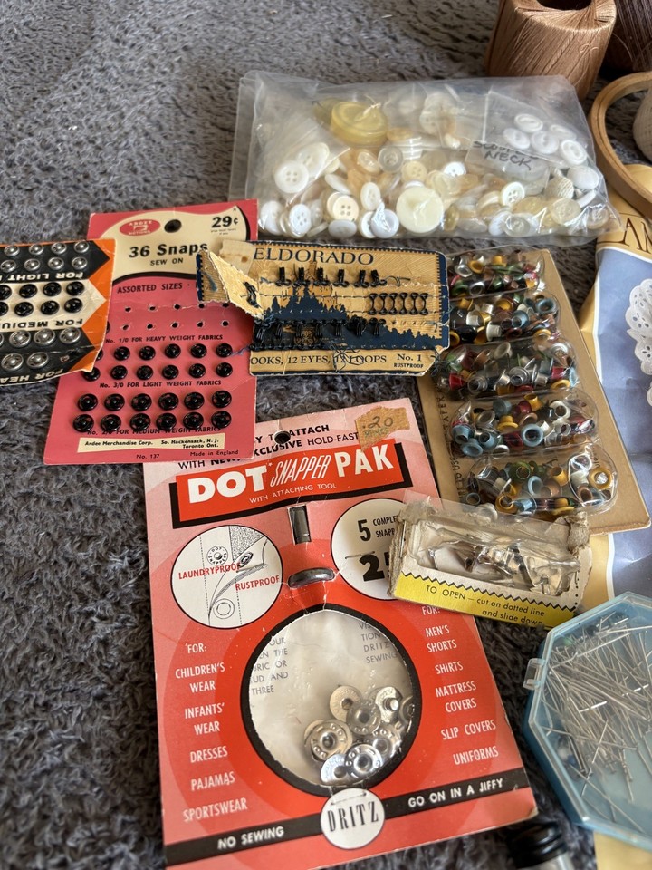 Lot Vintage Sewing Notions Hoops Thread Snaps Binding Zipper | eBay
