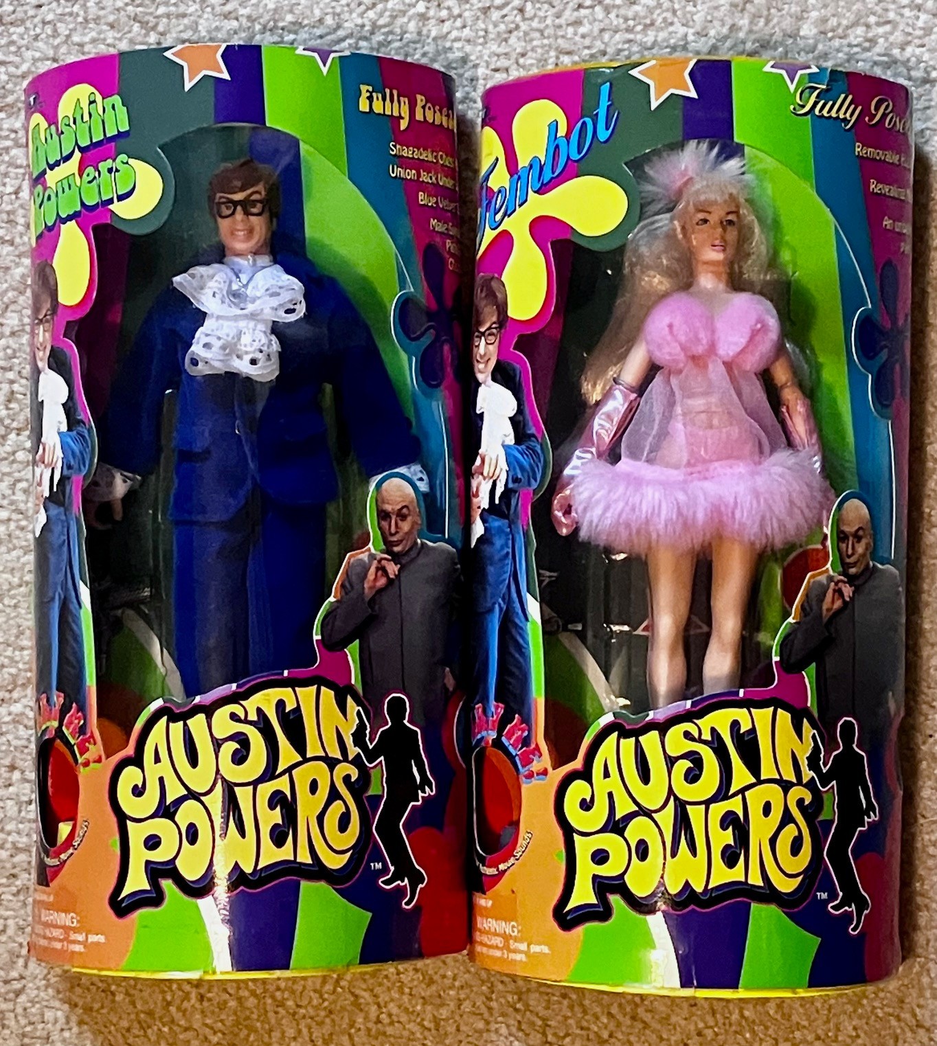 NIB Lot of 2 Austin Powers and Fem Bot Action Figures 1999 | eBay