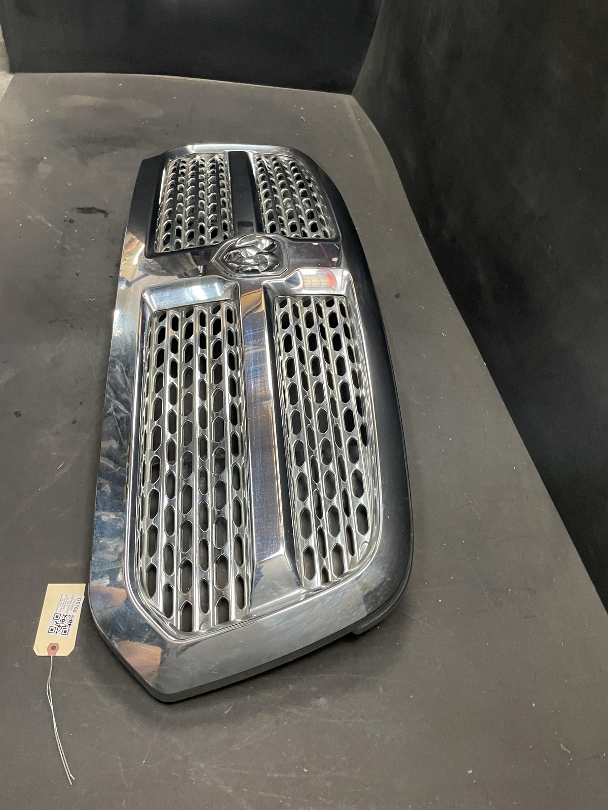 Front Grille 2018 Dodge RAM 1500 68093930AC 2013 2014 2015 2016 2017 ...