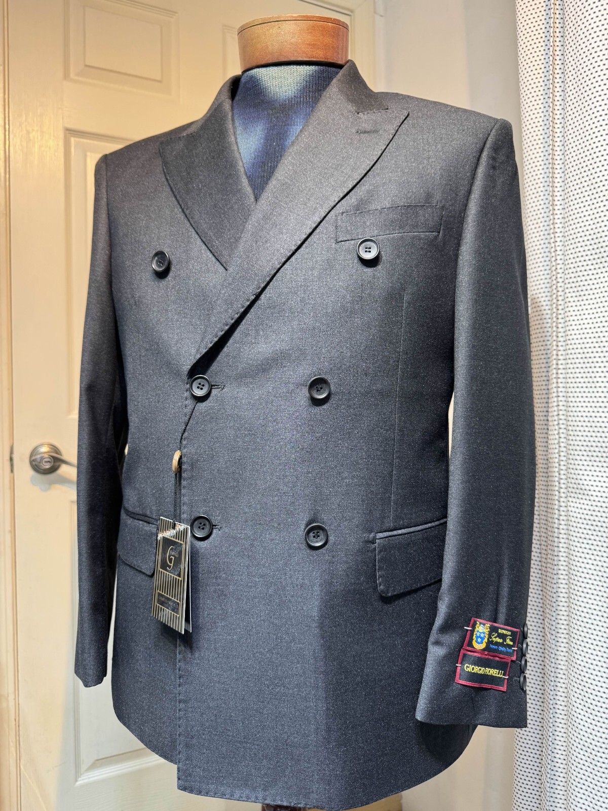 Giorgio Fiorelli Men's 2 Piece Double Breasted Charcoal Gray Suit | eBay