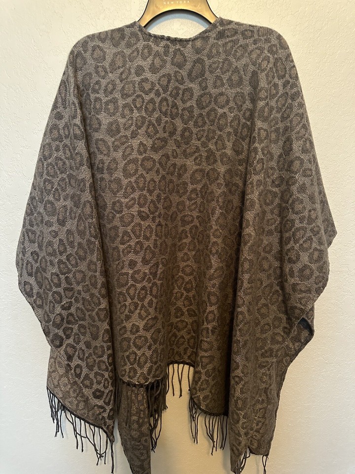 Woolrich Womens Gray Cheetah Print Shawl One Size | eBay