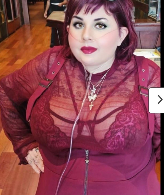 Torrid 1X Nightfall Plus Windsor Wine Red Long Sleeve Mock Neck Bell ...