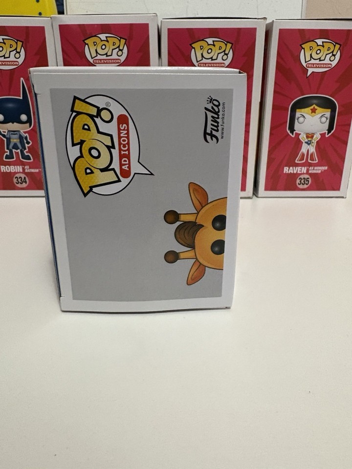 Funko Pop! Teen Titans GO! Robin 334 Raven 335 Starfire 336 Cyborg 338 ...