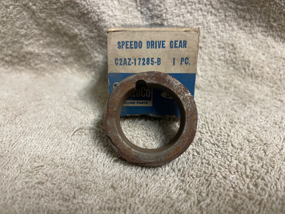 NOS FORD C2AZ-17285-B 1957-63 GALAXIE FAIRLANE TRUCK O/D SPEEDOMETER ...
