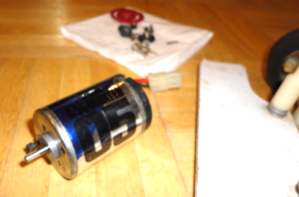 TEAM ASSOCIATED VINTAGE RC12E ONROAD PAN CAR 1/12 SCALE SHIPPING ...