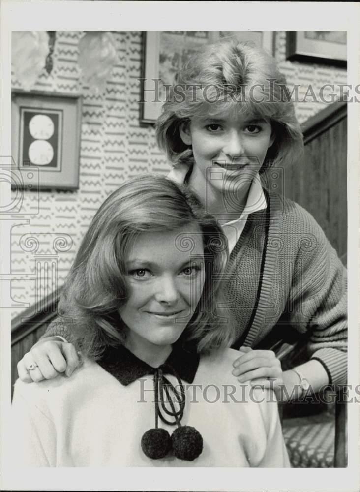 Jane Curtin Daughter Jane Curtin Thinks Her Early 'SNL' Seasons Don't