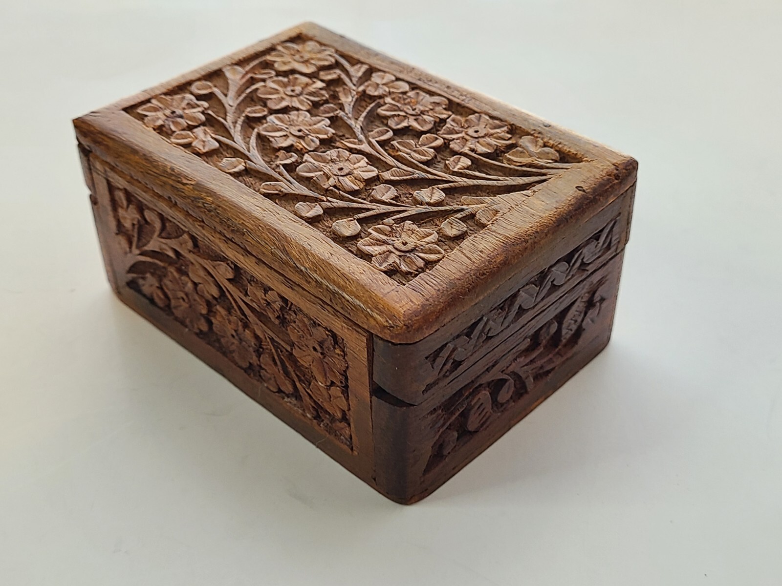 Vintage Hand Carved Wooden Box Floral Trinkets Jewelry Hinged Lid | eBay