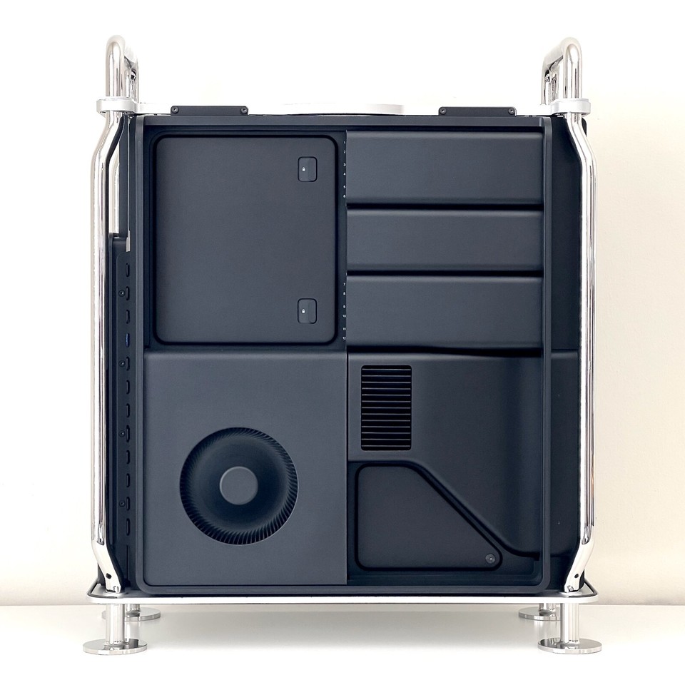 2019 Apple Mac Pro ・ 24-core ・ 384GB RAM ・ 4TB SSD ・ 2x Radeon Vega II ...