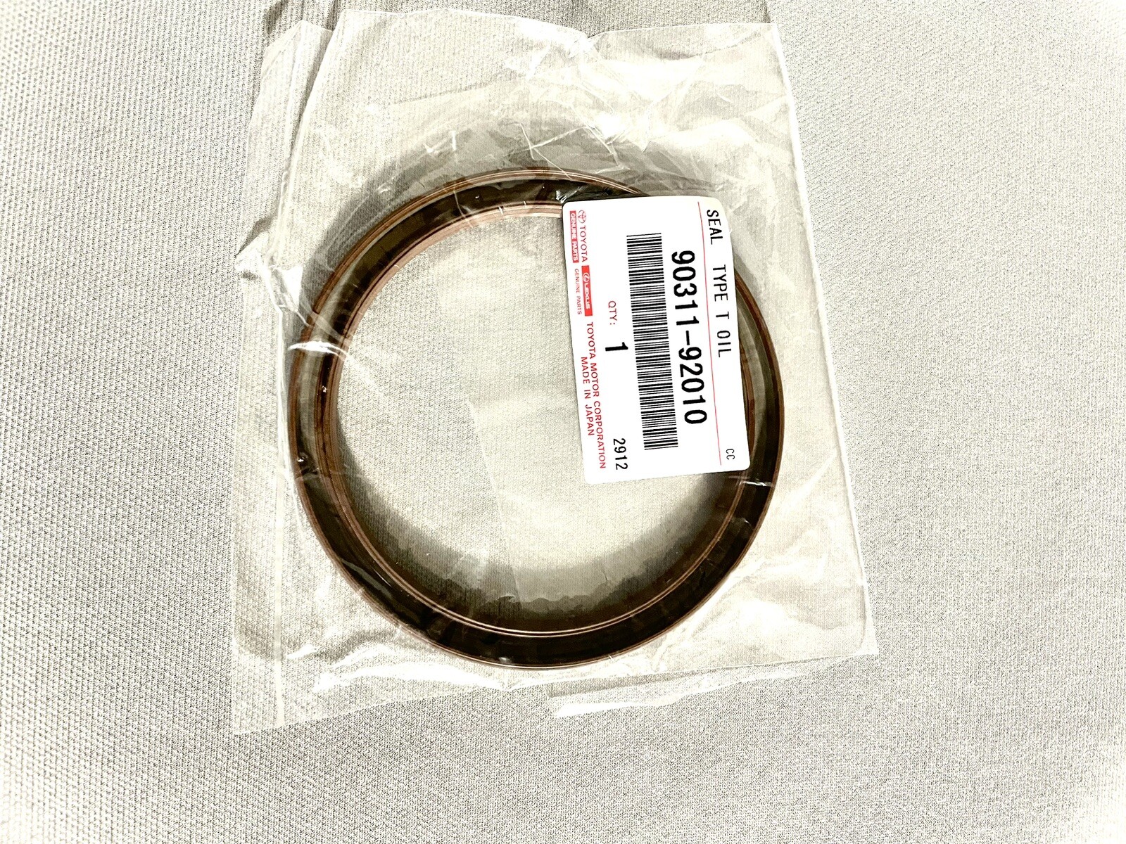 Genuine FIT MANY MODELS TOYOTA & LEXUS REAR CRAKSHAFT SEAL 90311-92010 ...