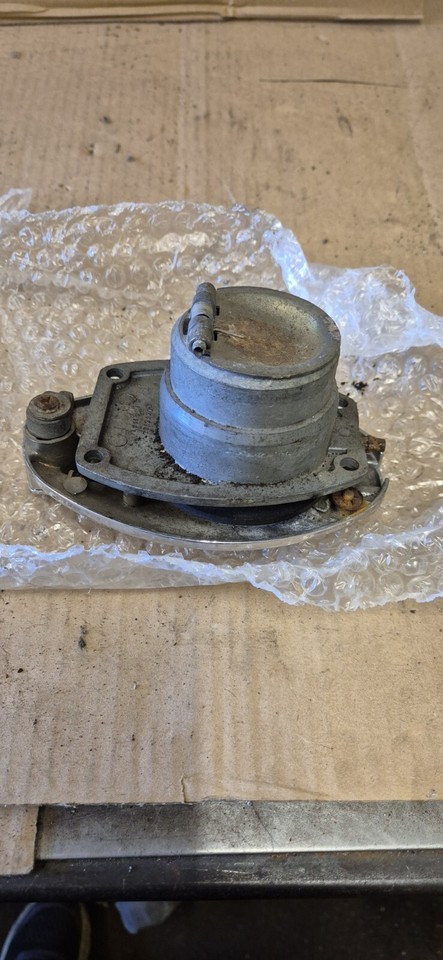 Jaguar XJ Fuel Filler Caps No Key | eBay UK