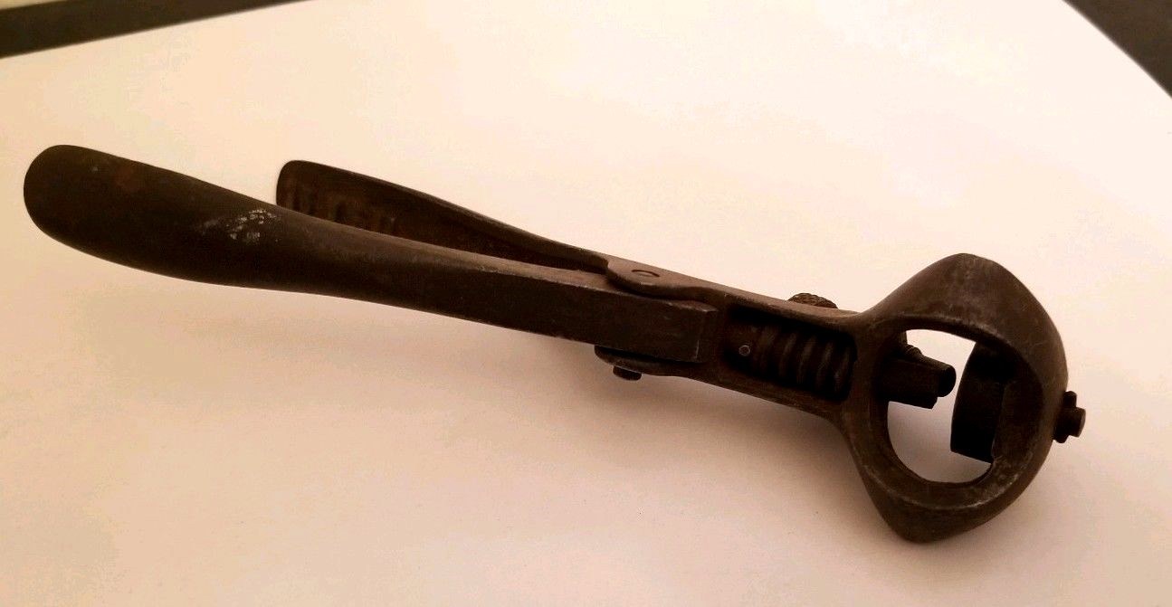 VINTAGE ANTIQUE Metal Hand Held Press or Stamp Tool Morrills Pats No ...