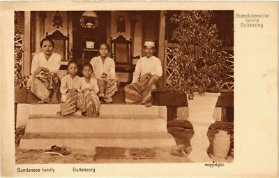 CPA AK INDONESIA Sundanese family. Buitenzorg (340937) | eBay