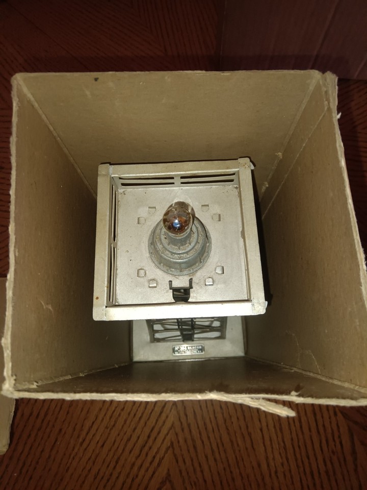 LIONEL 394 ROTARY BEACON TOWER + Instructions - No Bulb Or Beacon OG ...