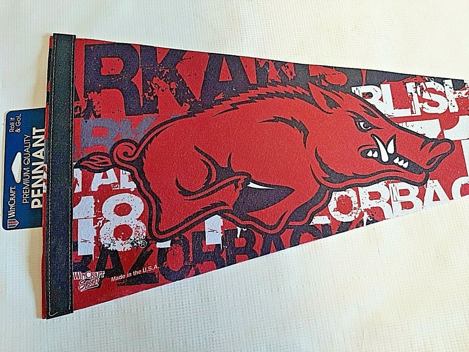NEW Arkansas Razorbacks Premium Felt Pennant Roll It & Go! Wincraft 29 ...