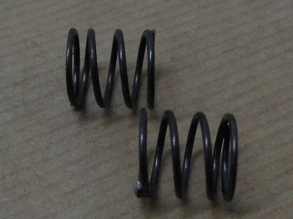 Triumph Tiger Cub E3176 Engine Crankcase Filter Spring x2 ' | eBay UK