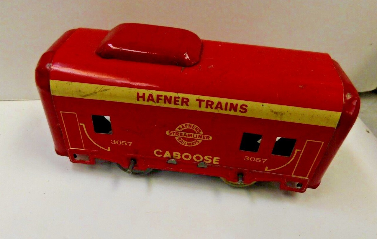 HAFNER WYANDOTTE O TIN WIND-UP TRAIN SET 5 PIECES, ENGINE 1010, TENDER ...