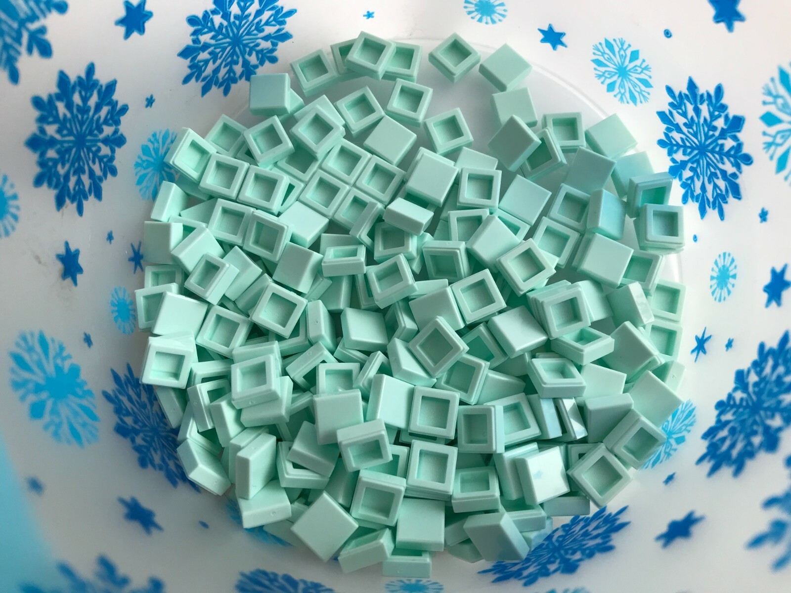 LEGO PARTS-NEW-#3070-AQUA-1 X 1 FINISHING TILE W/ GROOVE-35 PIECES | eBay