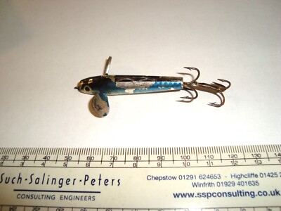 Old fishing lure devon minnow fishing bait.Slotted devon.Vintage ringed ...