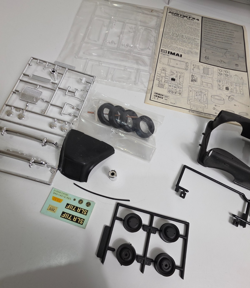 Austin FX-4 London Taxi IMAI 1/24 scale plastic model kit From Japan ...
