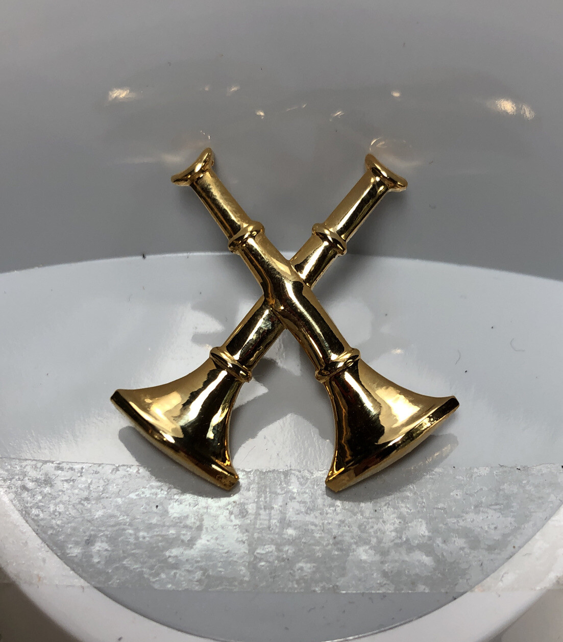 Two Bugles Crossed Battalion Chief Captain Hat Badge Firefighter Fire ...