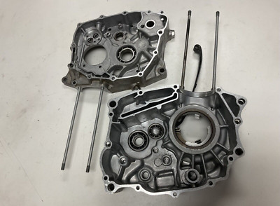 2001 HONDA XR200R XR200 LEFT & RIGHT ENGINE CRANKCASE CRANK CASES BLOCK ...