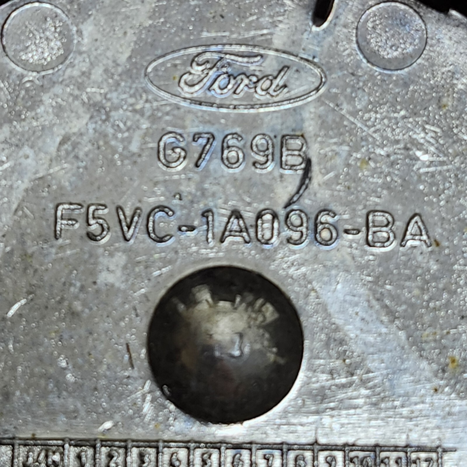 Set of 6 or 4 OEM Genuine Lincoln Town Car Center Cap Wheel G769b F5vc ...