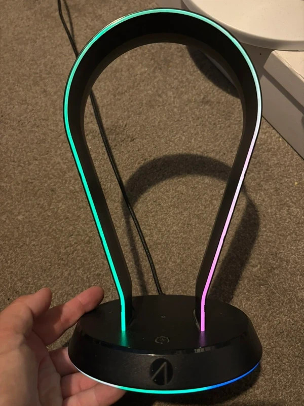 STEALTH LED Light Up Gaming Headset Stand for PS4, PS5, XBOX, Switch ...