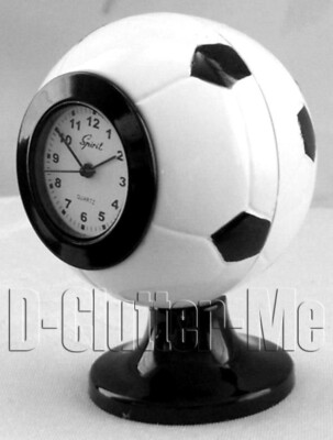 SOCCER BALL MINATURE CLOCK DESK MANTEL TABLE NOVELTY COLLECTABLE SPORTS ...