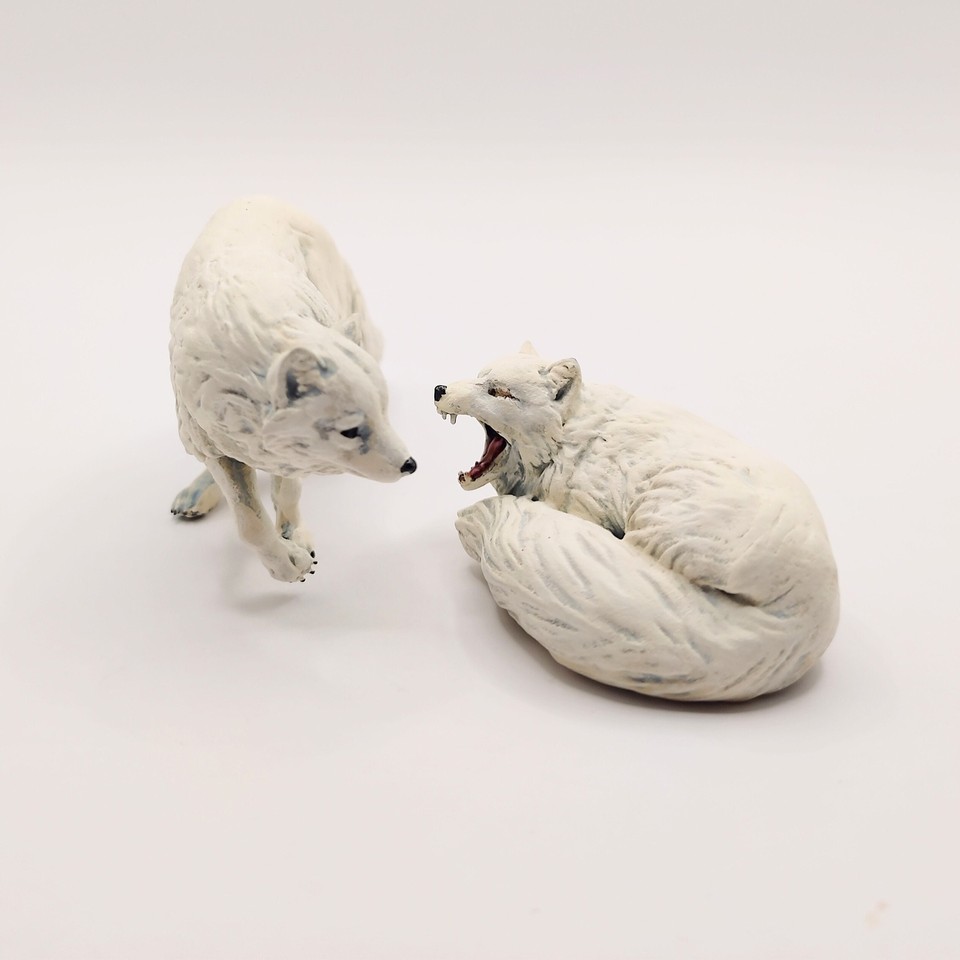Arctic Fox - 1:12 scale miniature animal for snow diorama, winter ...