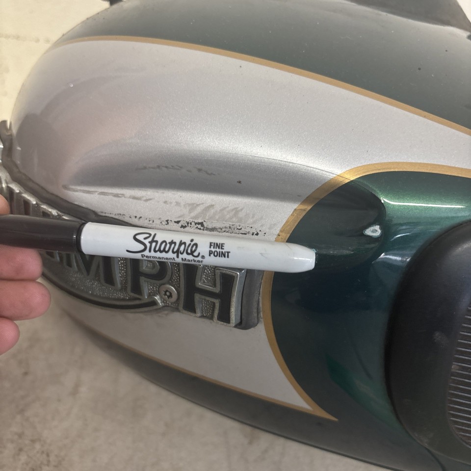 Triumph America 900 OEM Fuel Gas Tank T2400915-HK Goodwood Green ...
