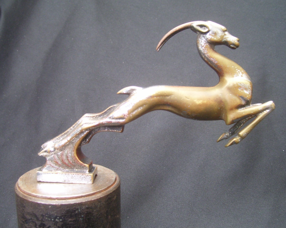 VINTAGE 1930s JUMPING GAZELLE CAR RADIATOR CAP MASCOT~PRE WAR AUTO HOOD ...