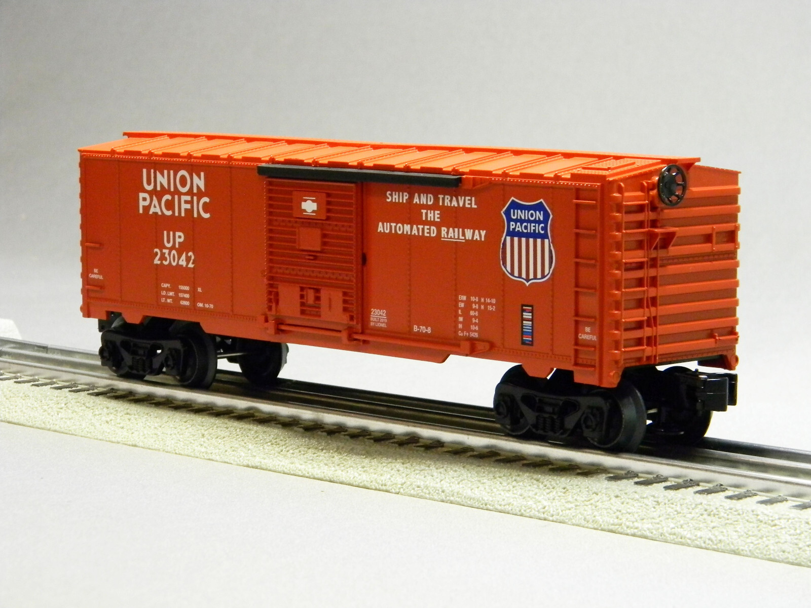 LIONEL O GAUGE UNION PACIFIC BOXCAR #23042 freight UP 1923040-B 2323090 ...