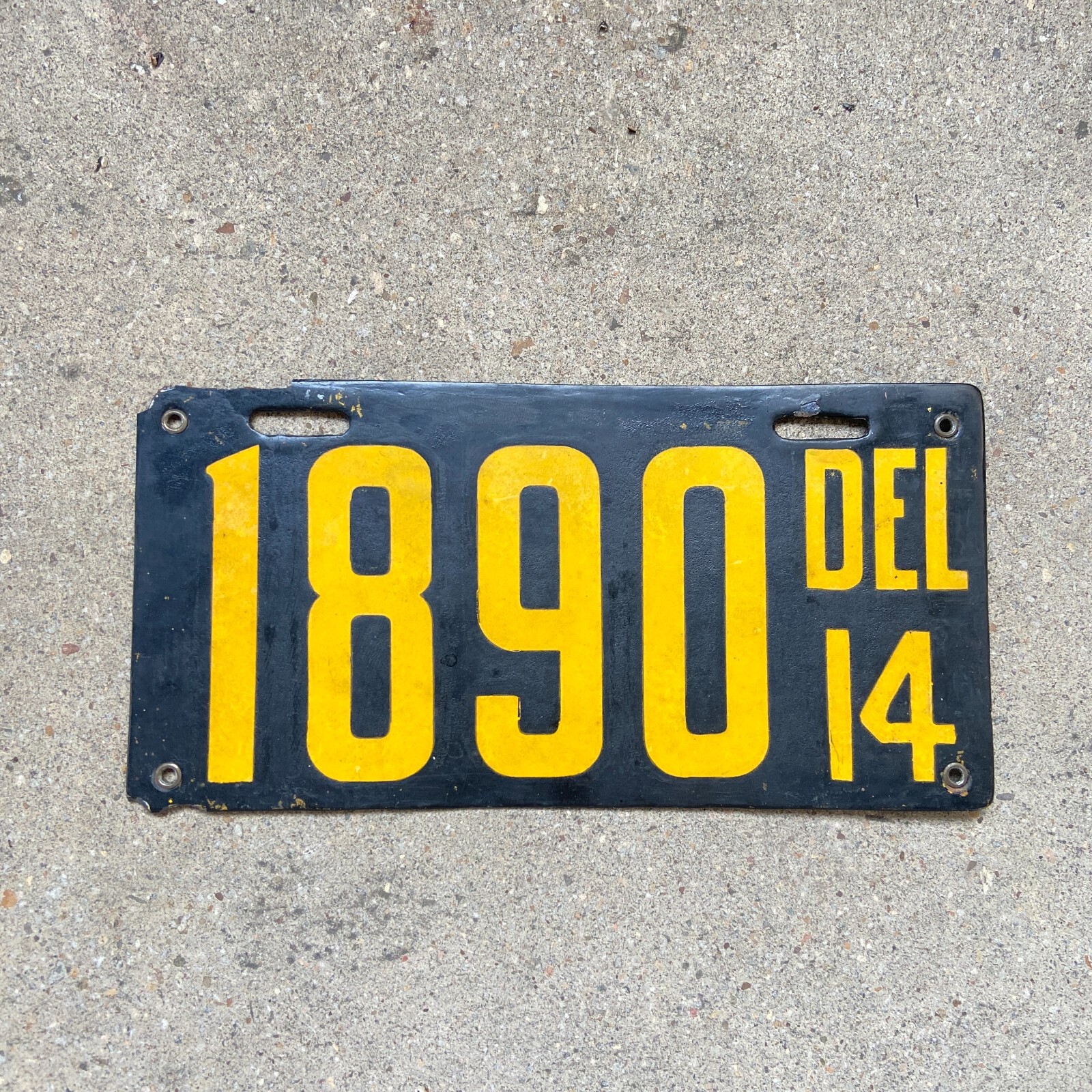 1914 Delaware Porcelain License Plate 1890 Has Touch Up Auto Garage ...