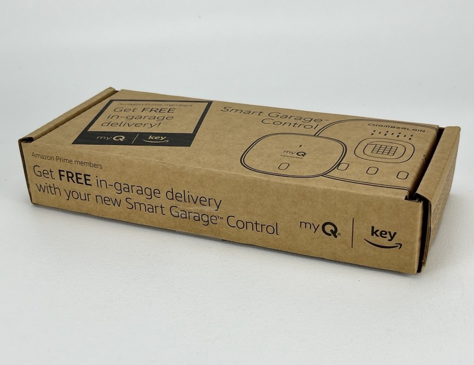 MyQ Chamberlain MyQ G0401 Wireless Smart Garage Hub Controller, White ...