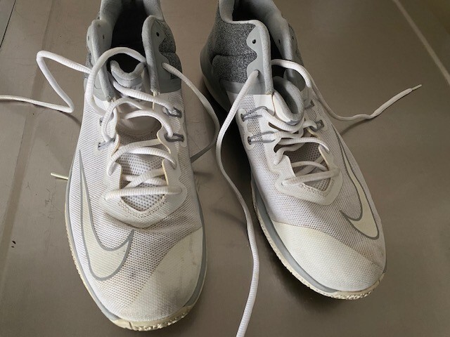 Size 13 - Nike Air Versatile 2 White Wolf Grey | eBay