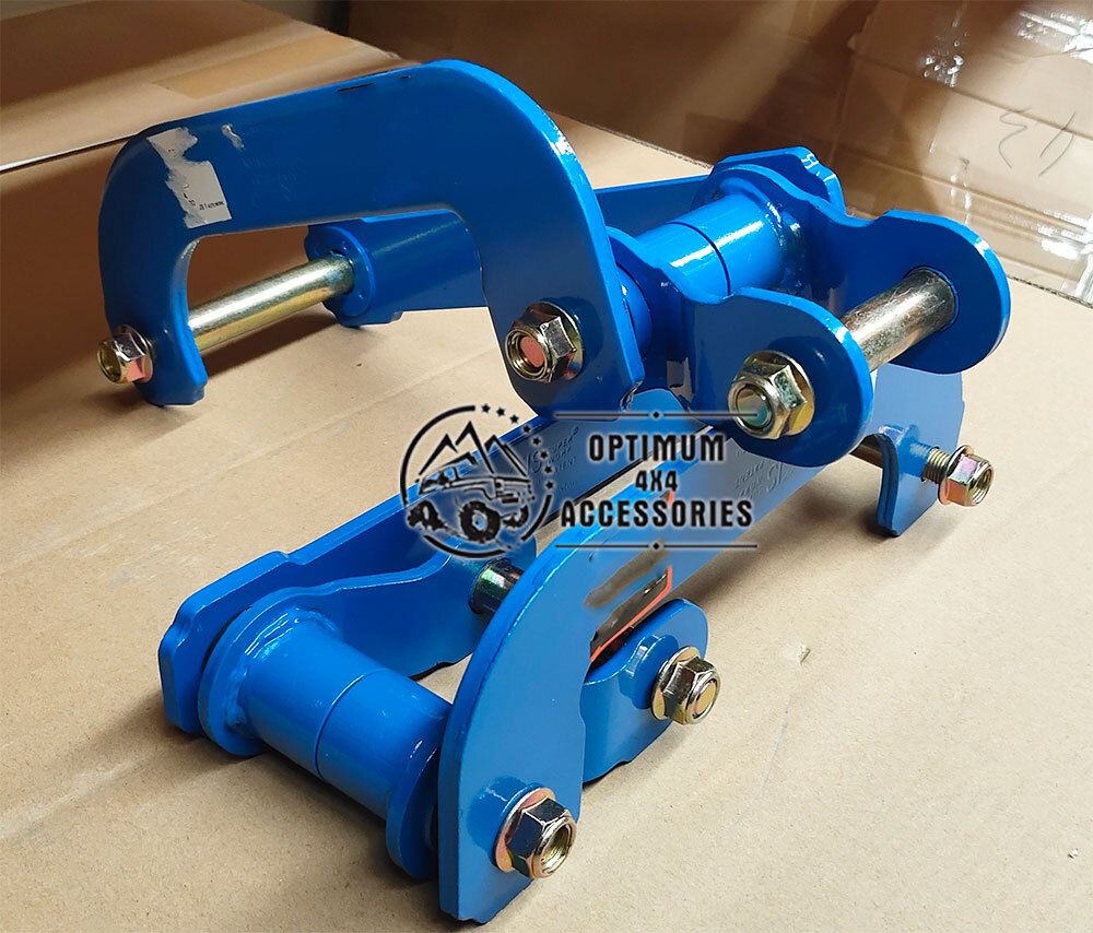 Rear Leaf Spring Comfort G Shackle Lift Kit to suit Toyota Hilux 2015 ...