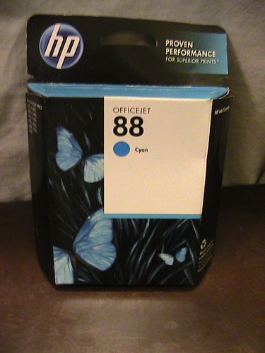 Original HP 88 Cyan Officejet Ink Cartridge in Sealed Retail Packaging ...