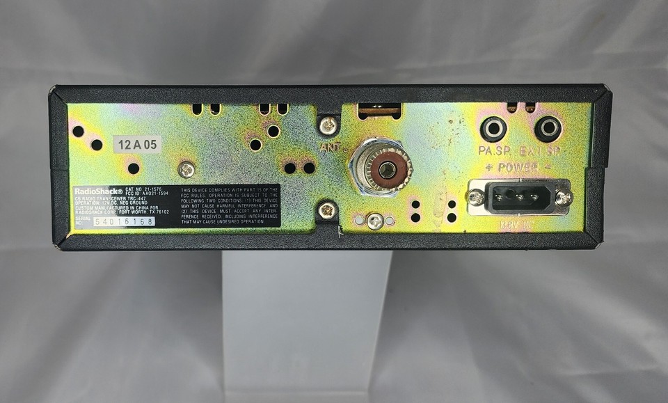 RADIO SHACK Brand CB Radio Transceiver and Mic model TRC-447 | eBay