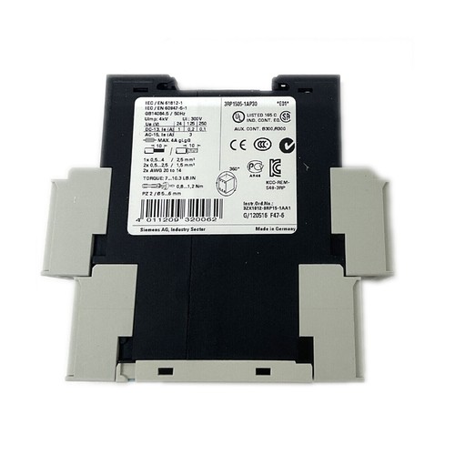 New In Box SIEMENS 3RP1505-1AP30 Multi Function Timer Relay ...