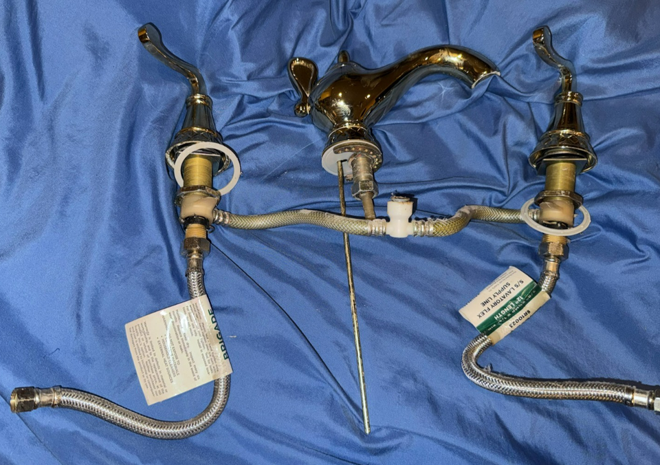 ROYAL ROOMS PORT ORLEANS RESORT Original Disney Prop ~ Aladdin Faucet ...