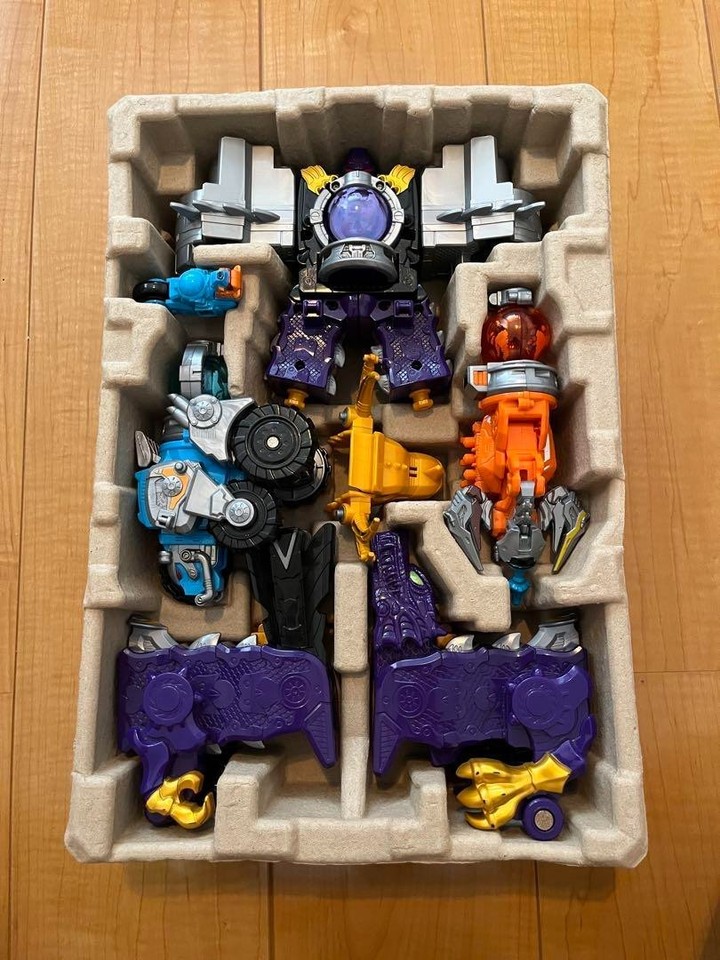 Uchu Sentai Kyuranger DX set of 5 BANDAI Zord Toy | eBay