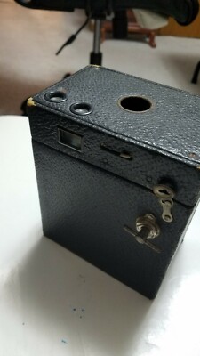 Camera, Vintage Eastman NO. 2-A Brownie Model B Box Camera , Film #116 ...