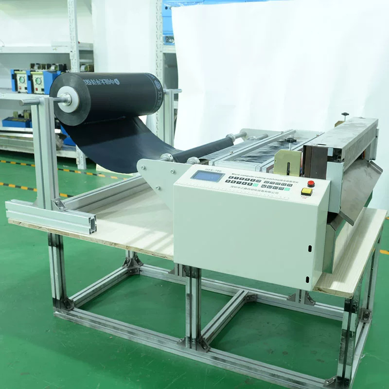 Fully Automatic Computerized Cutting Machine for Non-Woven Fabric Cross ...