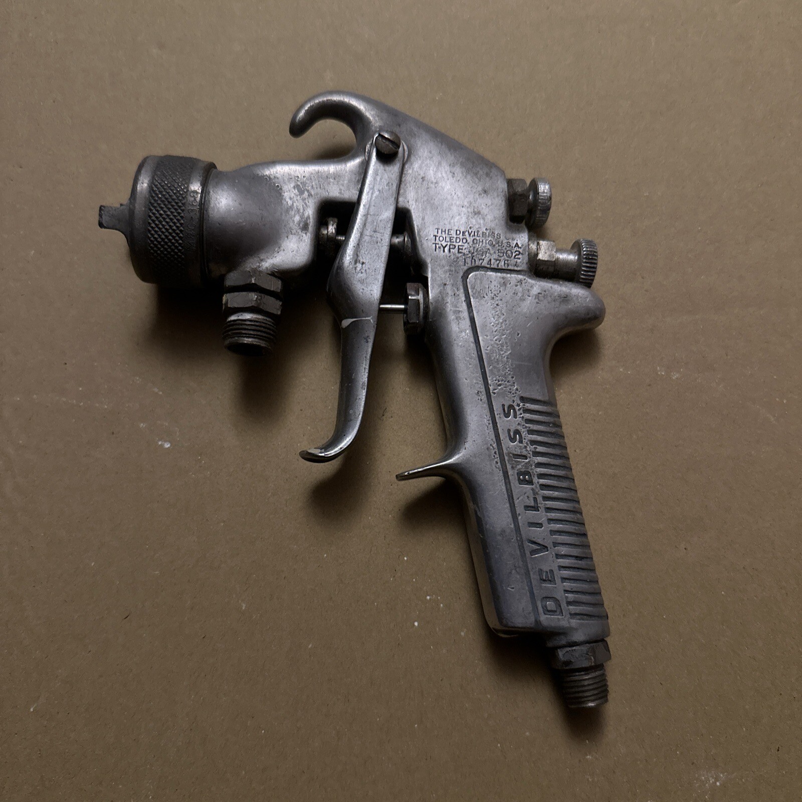 DeVilbiss Jga-502 JGA502 JGA 502 Siphon Spray Paint Gun and 30 Cap TGC ...