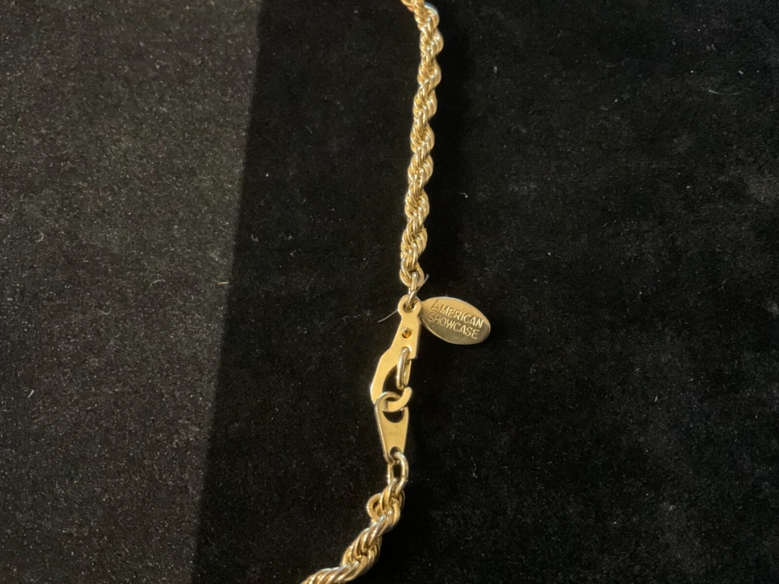 Vintage Gold Tone American Showcase Rope Chain Clasp Link | eBay