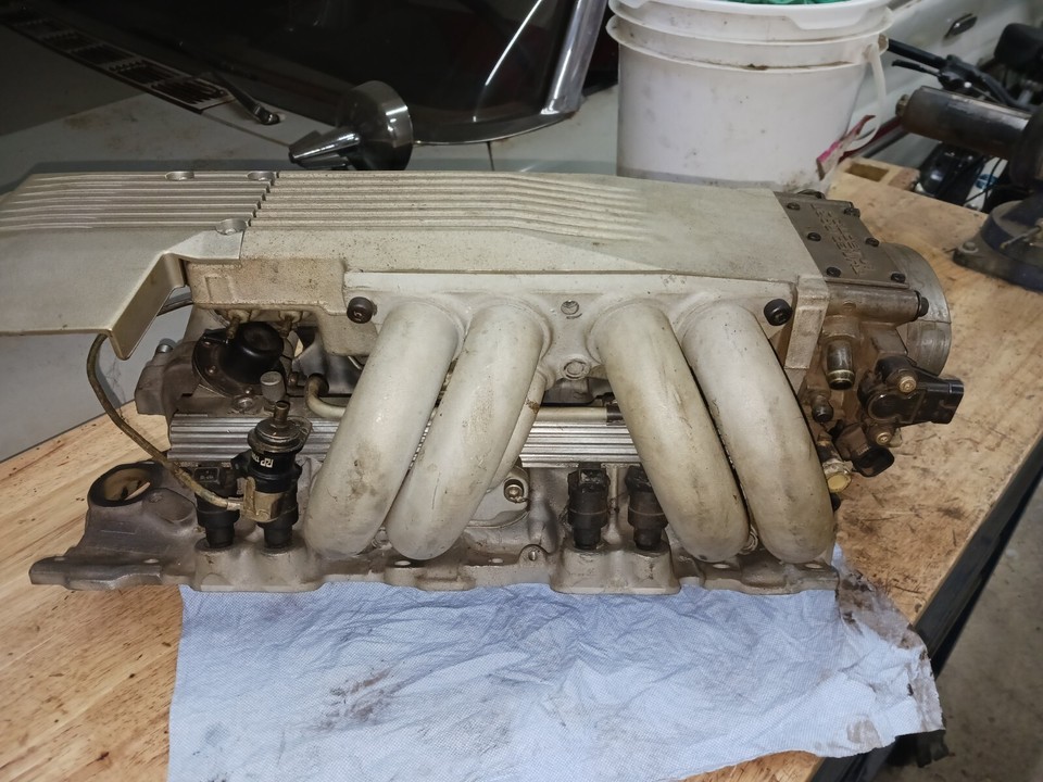 Tuned Port Electronic Fuel Injection Intake For SB Chevy V8 TPI System ...